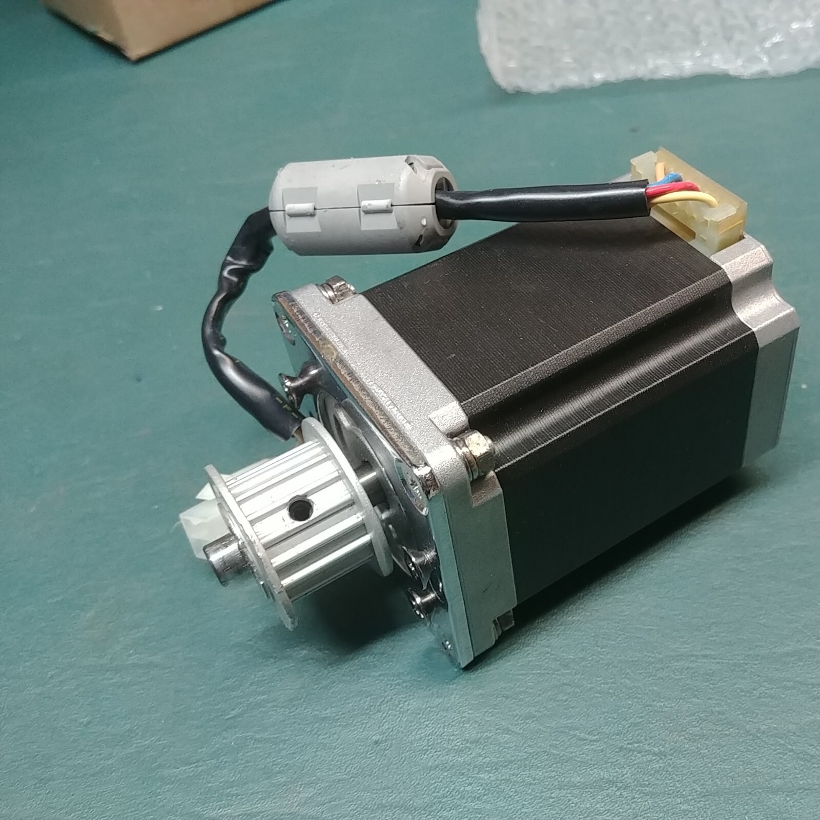 SWF Embroidery B-T1501 C-1502 X Motor 103H7126-2853 Sanyo Denki ...