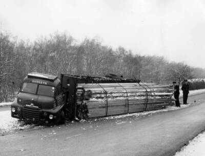 An articulated lorry carrying timber overturned A40 near Denham- 1962 ...