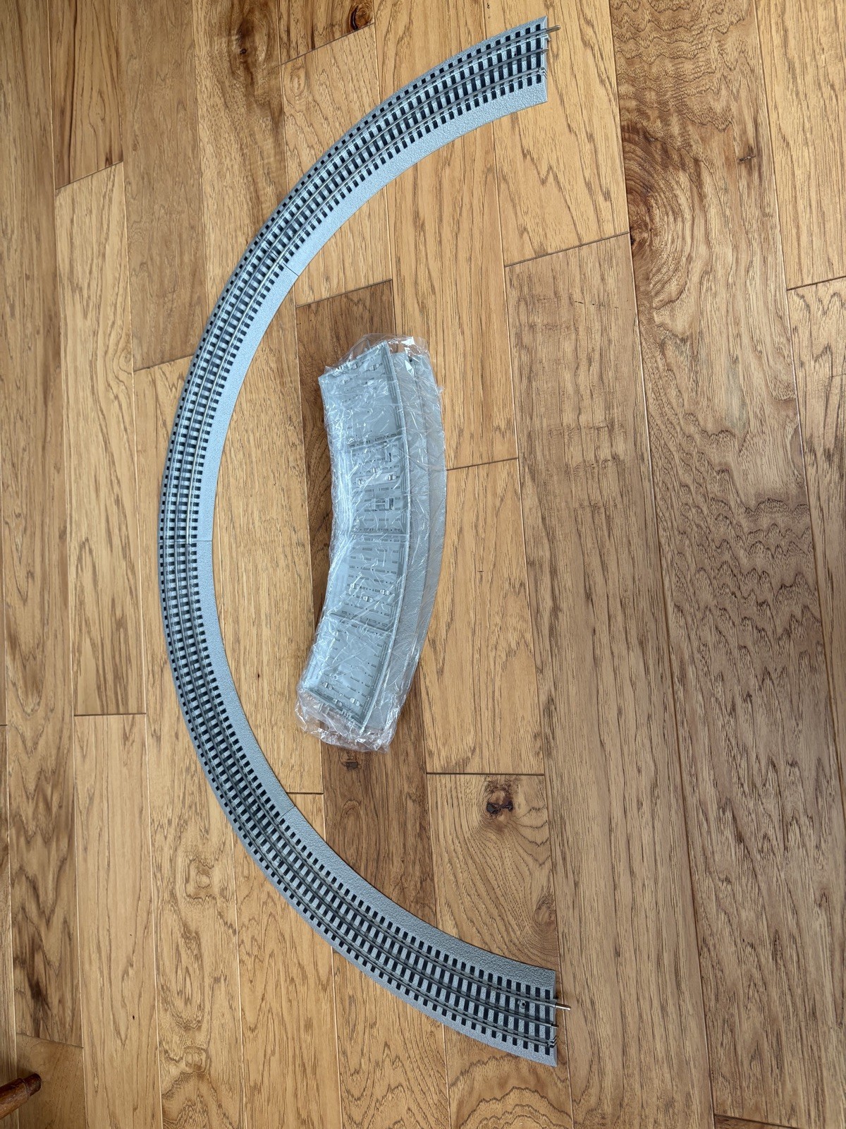 Full Circle (8 Pieces) of 6-12015 Lionel O36 Fastrack Curves • | eBay