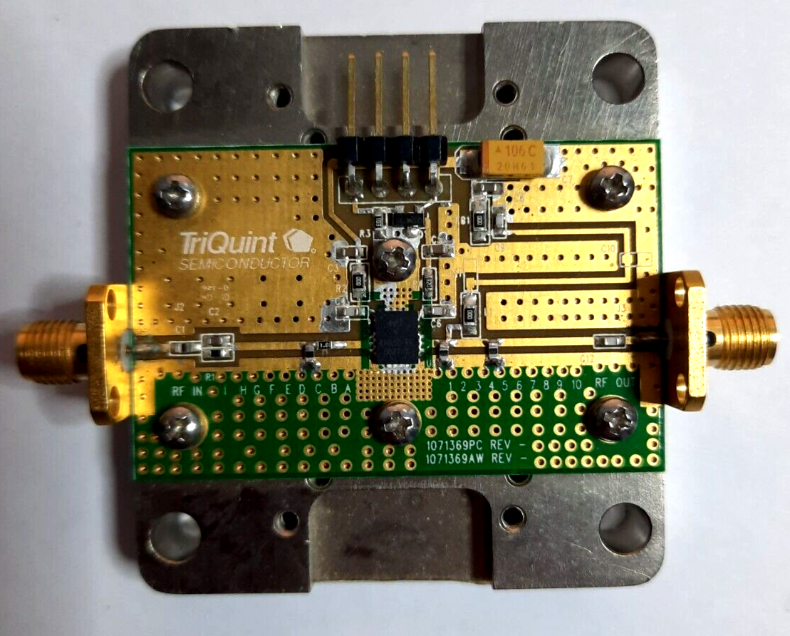 TriQuint 900 MHz AH420-EPCB900 EVB 4W High Linearity InGaP HBT ...