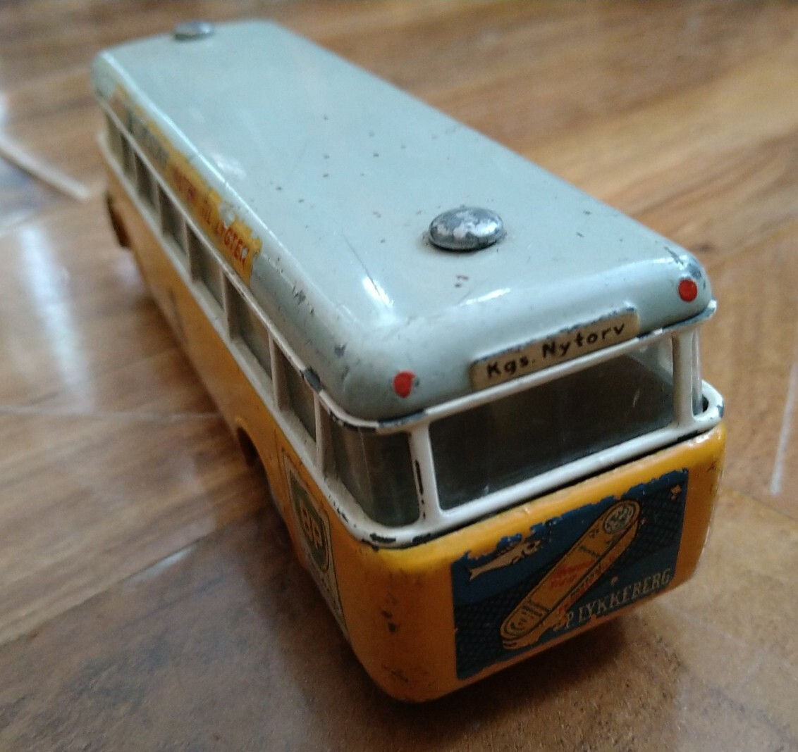 TEKNO DENMARK VOLVO BUS PTT SCARCE original paint Philips BP ...