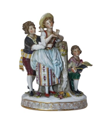 18th Century Germany , Antique Group Figurine Porcelain - Crown Over N ...