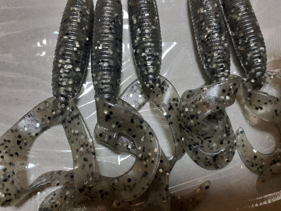 Gary Yamamoto Worm Set Double Tail Grub Twin Tail Bass Fishing | eBay UK