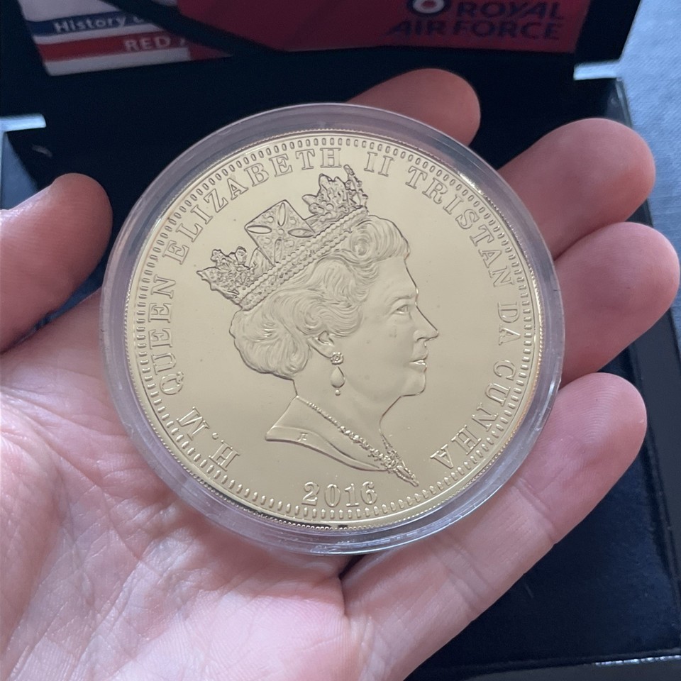 RAF Red Arrows - Huge Five crowns coin - 24 CARAT GOLD PLATED | eBay UK