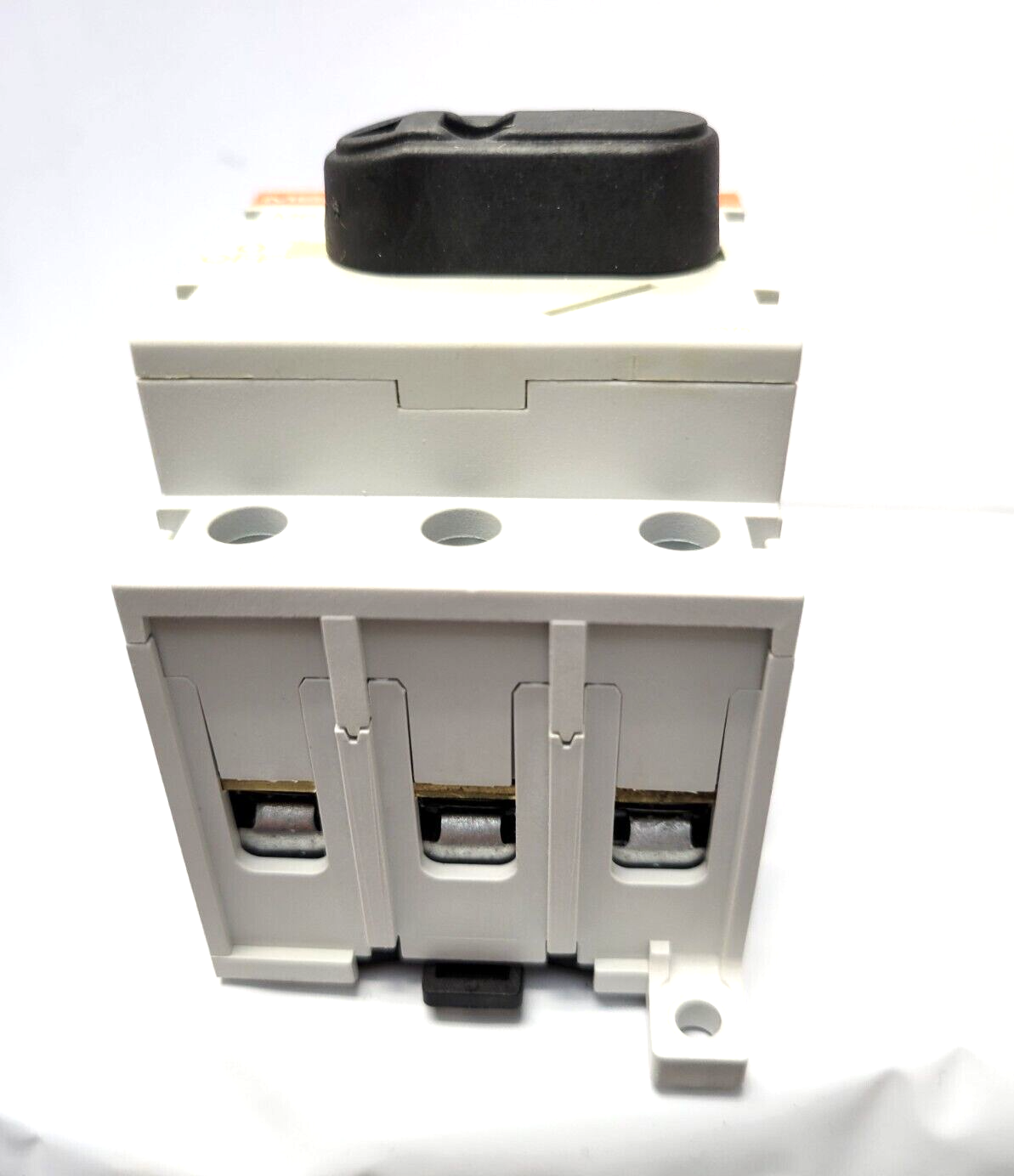 Mersen M633 3 Pole 63 Amp Rotatory Load Disconnect Switch for sale ...