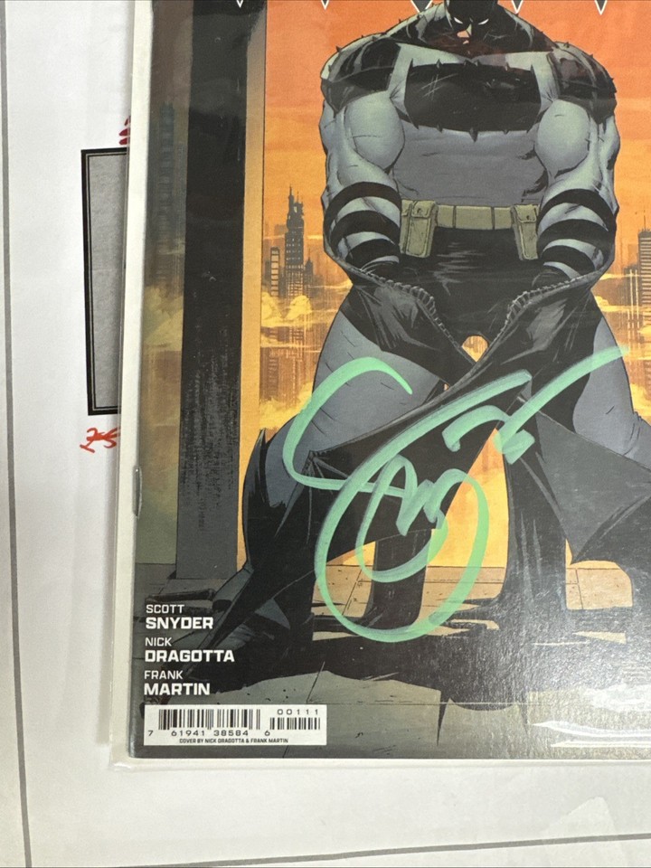 ABSOLUTE BATMAN #1 1ST PRINT SIGNED BY SCOTT SNYDER GOLD NM/M W/COA ...