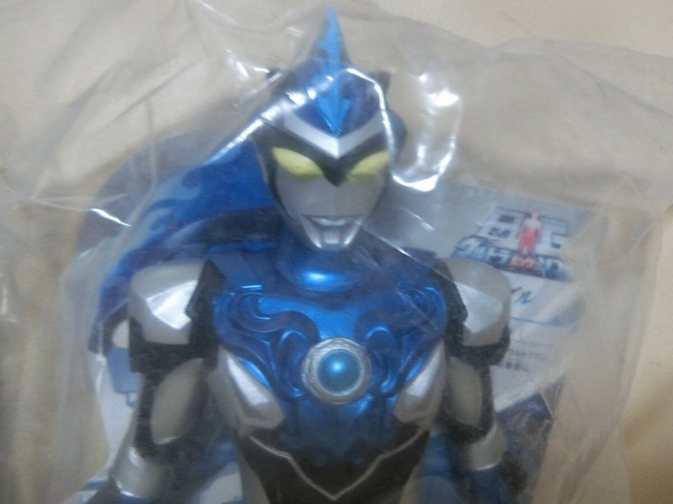 BANDAI Ultra BIG soft vinyl Ultraman R B Rub Ultraman Blue Aqua ...