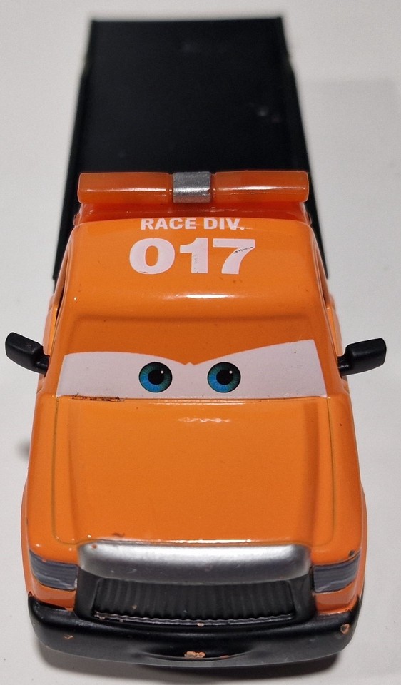 Disney Pixar Cars STU SCATTERSHIELDS DELUXE 1:55 DIECAST Very Good ...