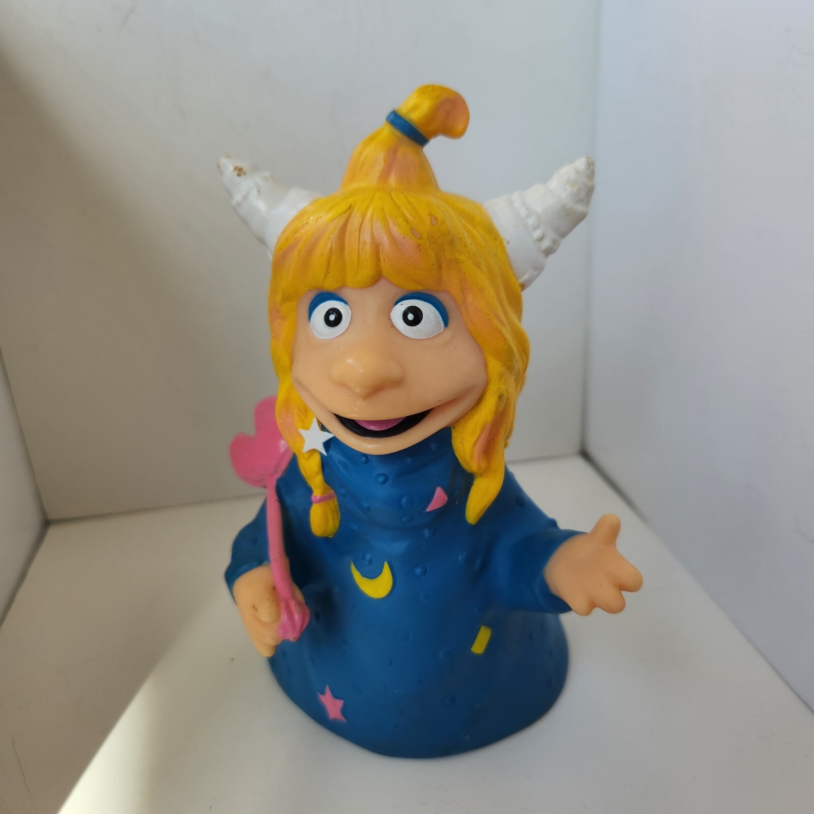 Vintage 1990 MTV Eureekas Castle Hand Puppet Figure Lot 6" | eBay