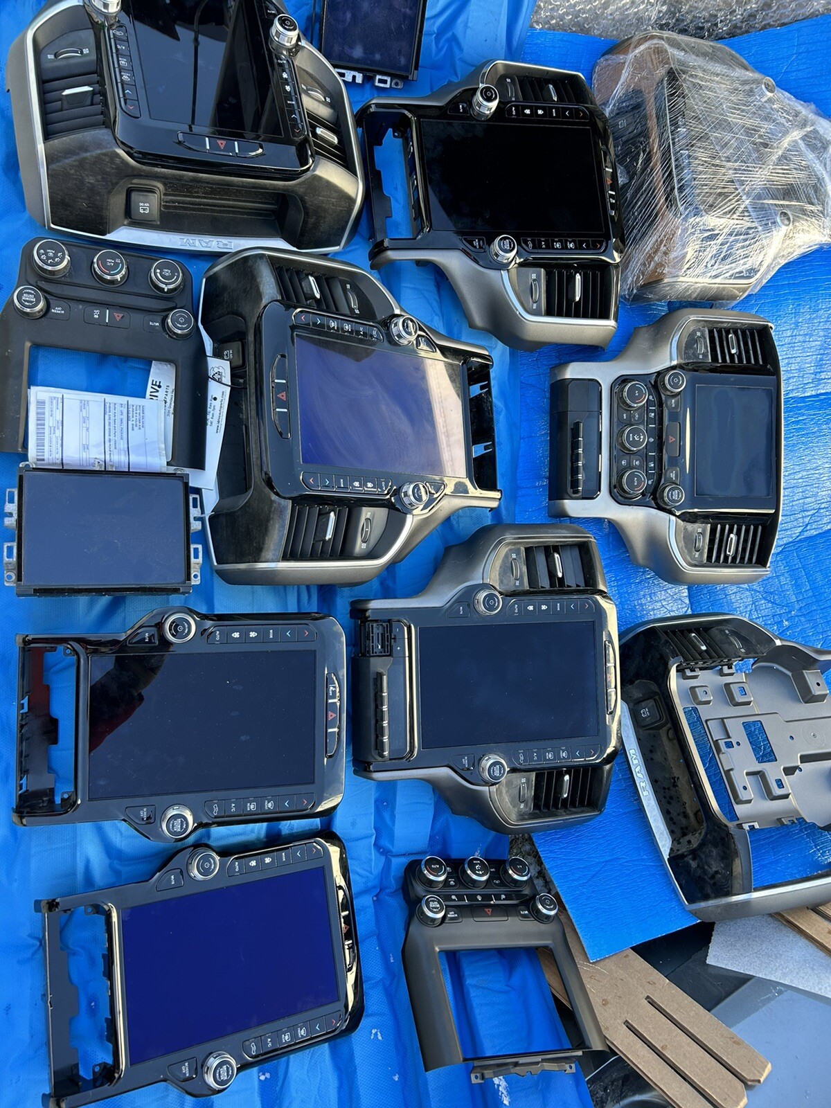 2019-2024 Ram Truck 12" Screen Genuine Mopar Center Stack Controls ...