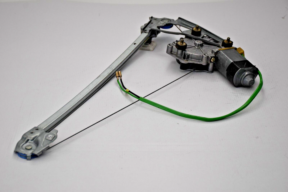 Mercedes-Benz W201 Electric Window Lifter Motor Rear Right 774.30016/23 ...