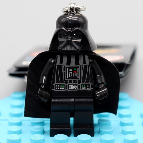 LEGO Star Wars Darth Vader Keychain - 850996 | eBay