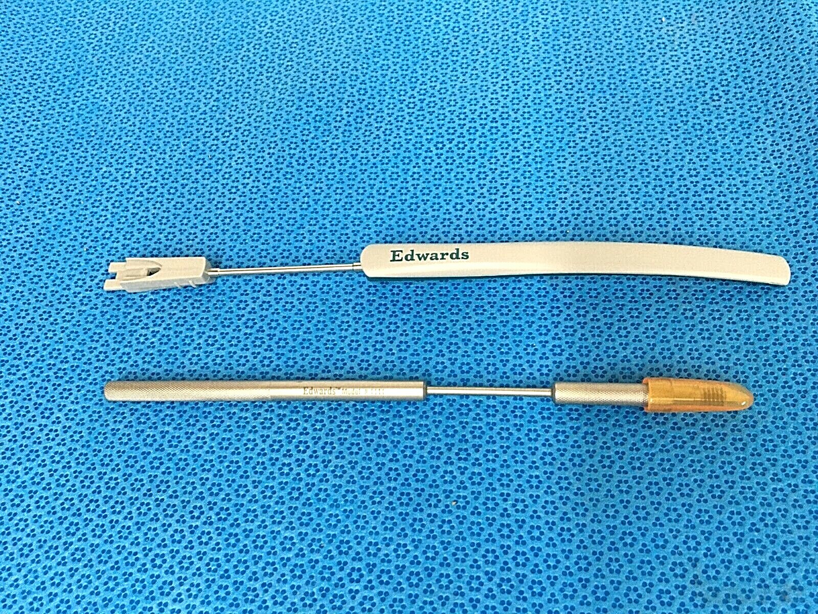 Edwards Lifesciences Model# 1111 Reusable Handle w Reusable Surgical ...
