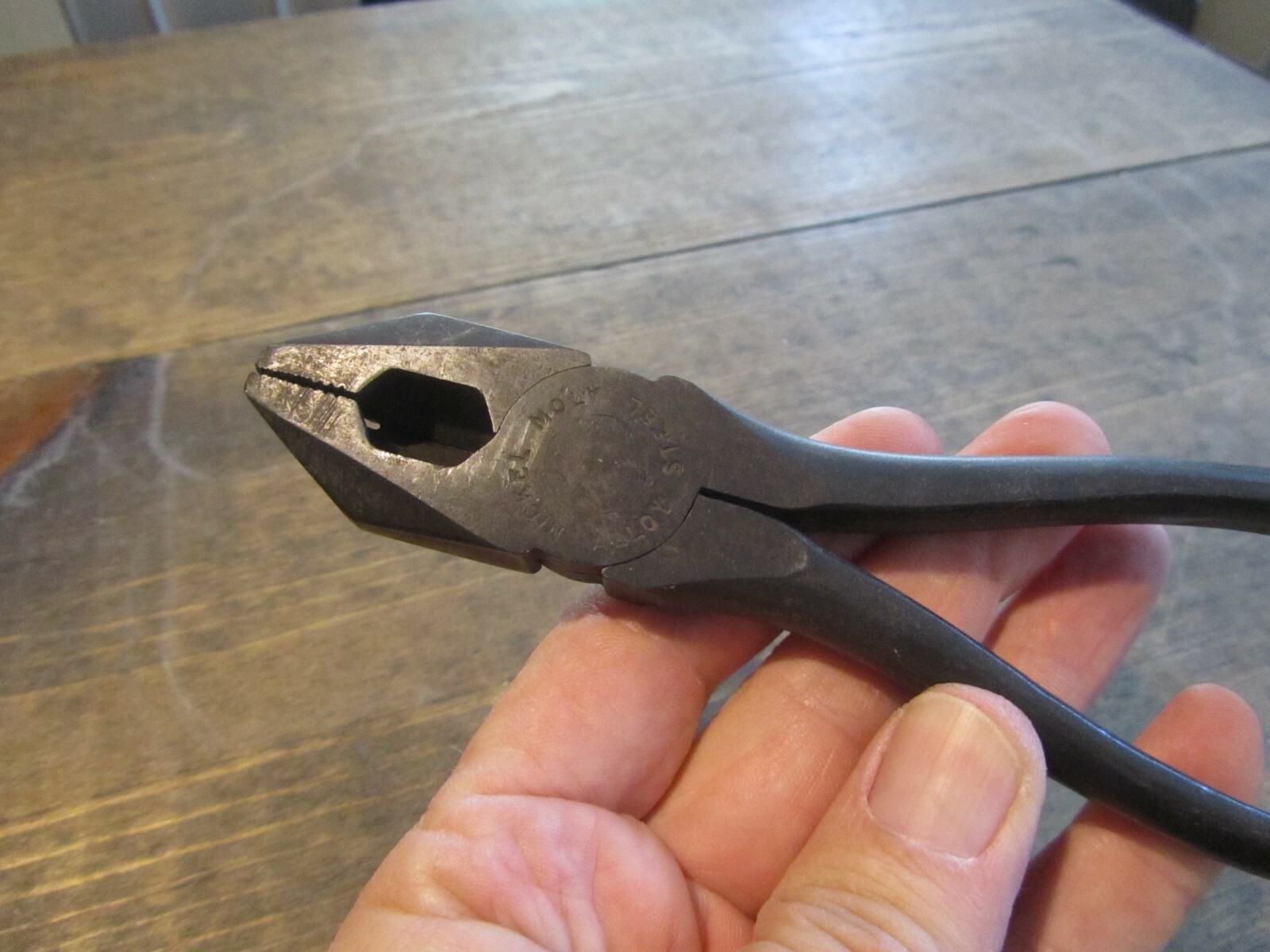 Vintage Electrician Lineman Cutters Pliers Wards Master Tool 7.5 ...