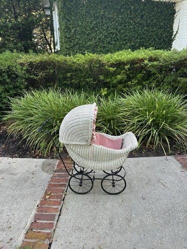 Vintage Early 1900’s Wicker Baby Carriage Stroller Coach Wicker Wood ...