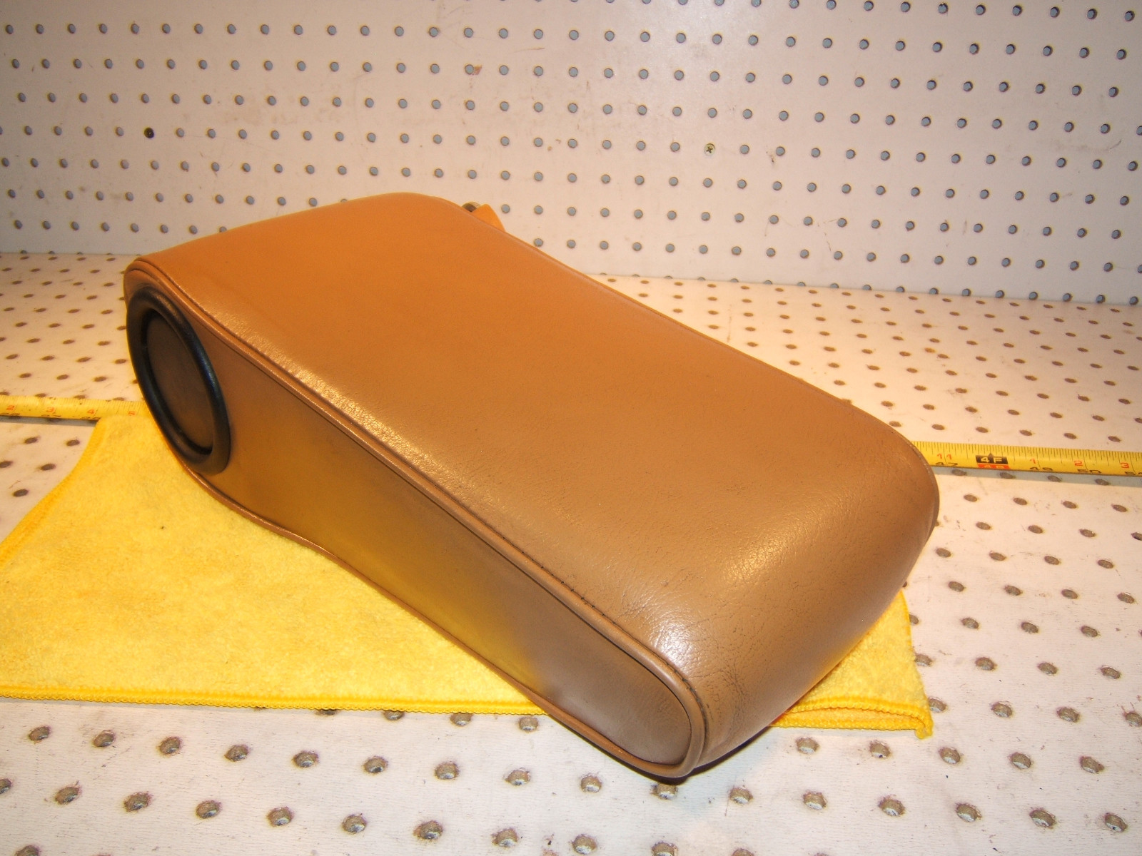Mercedes W124 90-92 sedan Wagon PALOMINO leather front Genuine MBZ OEM ...