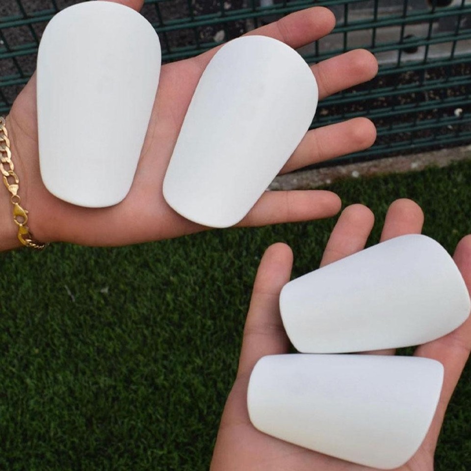 1 pcs Mini Football Shin Pad Wear-resistant Shock Absorbing Board Leg ...