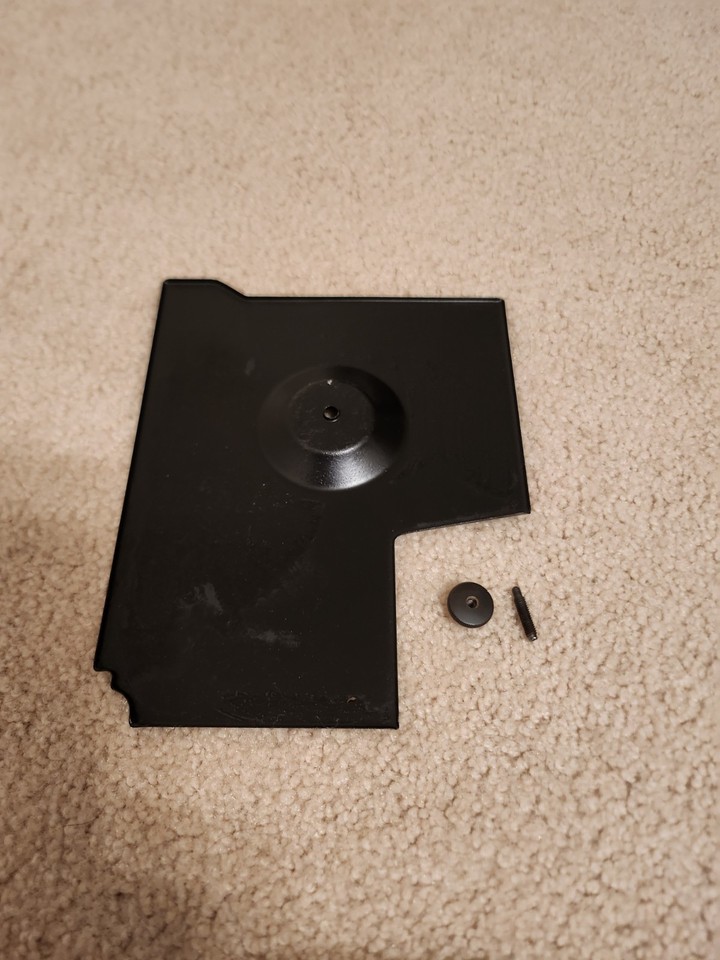 Singer Featherweight 221 Drip Pan W/ Screw & Nut | eBay UK