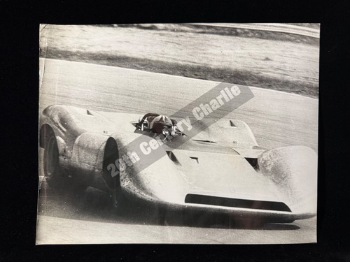 ORIGINAL 1968 CHRIS AMON FERRARI TEST DRIVE 325 KPH MONZA ITALY 10X8 ...
