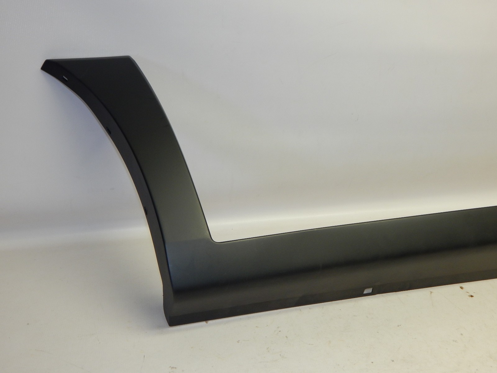 New OEM 2004 Ford Freestar Mercury Monterey Exterior Right Finish Body ...