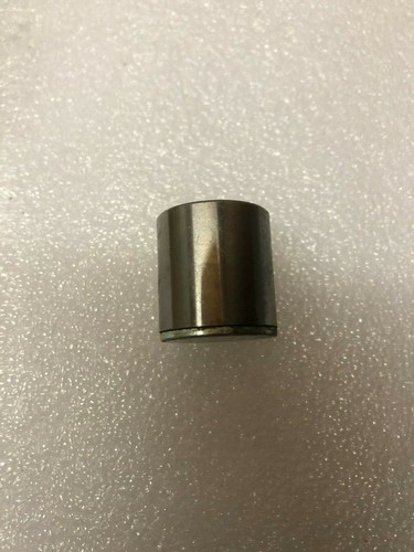 Encased Alnico 5 Pot Magnet 1" Dia, 1" Thick, 1/4"-20 Hole, 16.0 Pull ...