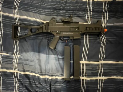 Umarex HK UMP AEG Airsoft Rifle + Red Dot & Extra Hi-Cap Magazine ...