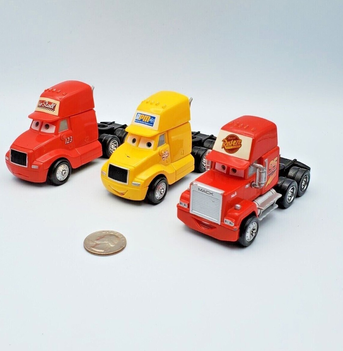 Disney Pixar Cars 1 RPM HAULER PISTON CUP DIECAST 2009