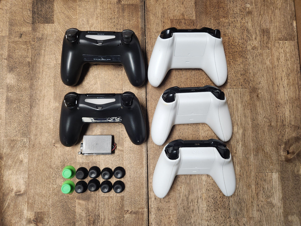 lot of 5 broken controllers Xbox and Ps4 for parts not working! | eBay