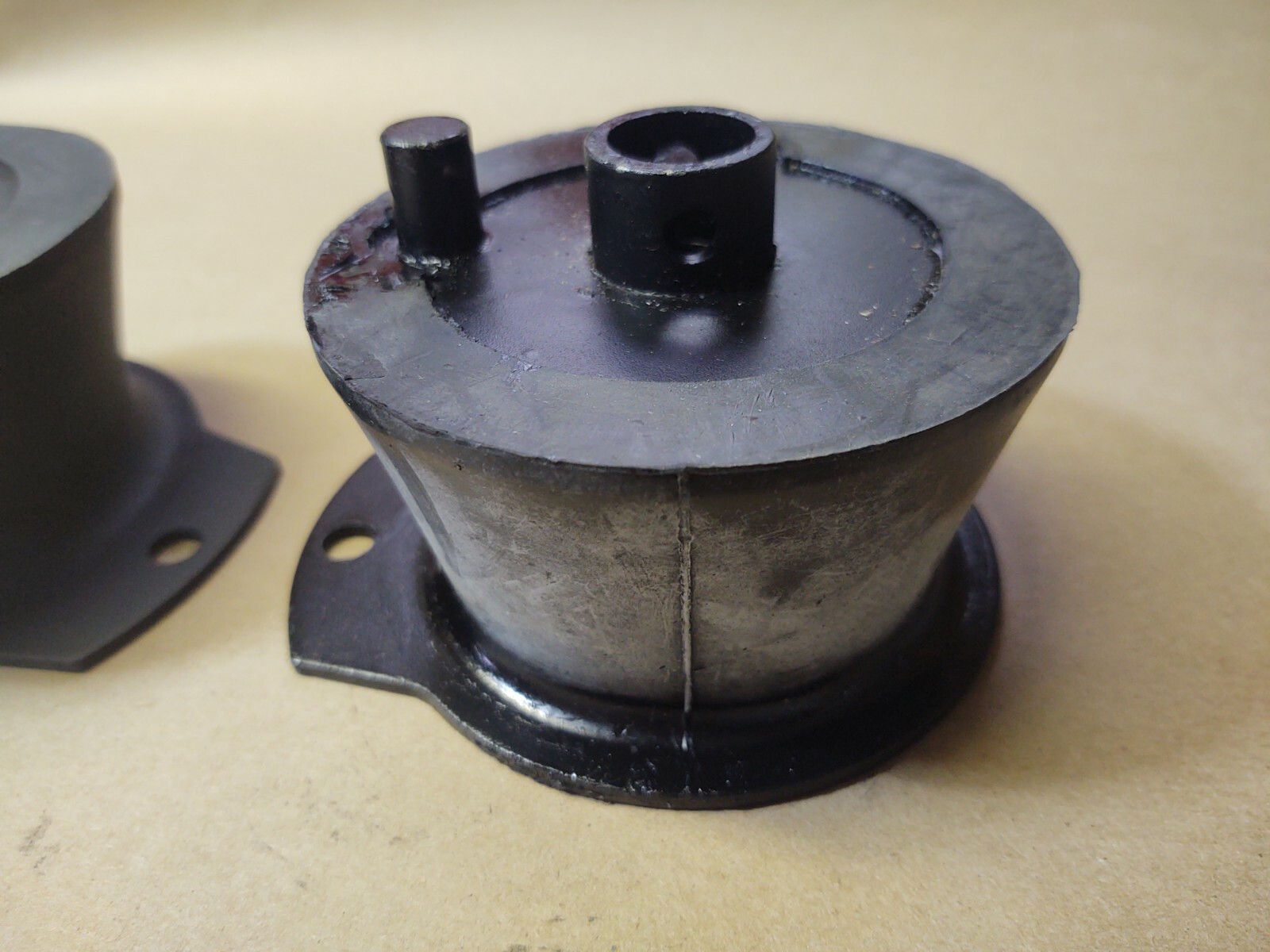 Two Rubber Seat Springs For Case 300 400 430 530 700 800 Tractor Easy ...