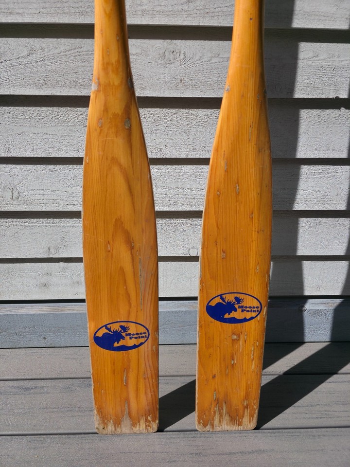 VINTAGE Old Blonde Wooden Oars Paddles with OARLOCKS MOOSE POINT ...