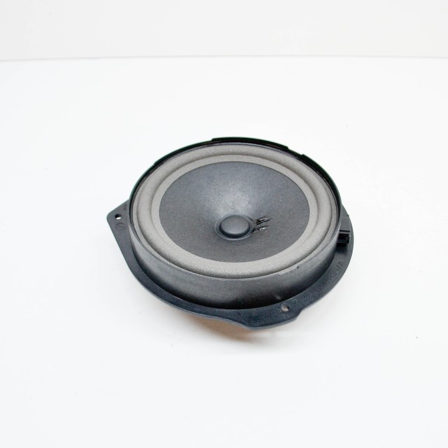 Mercedes-Benz E-class W212 Front Right Door Speaker A2129067000 2010 ...