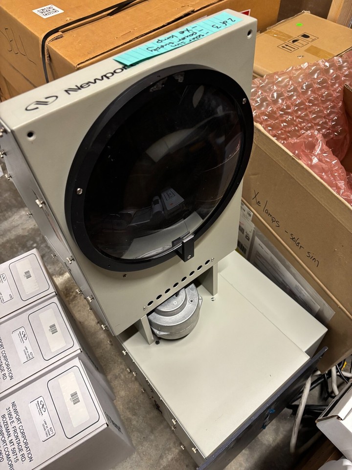 Newport Oriel Xe Arc Solar Simulator with Power Supply, 1000 W, 6 x 6 ...