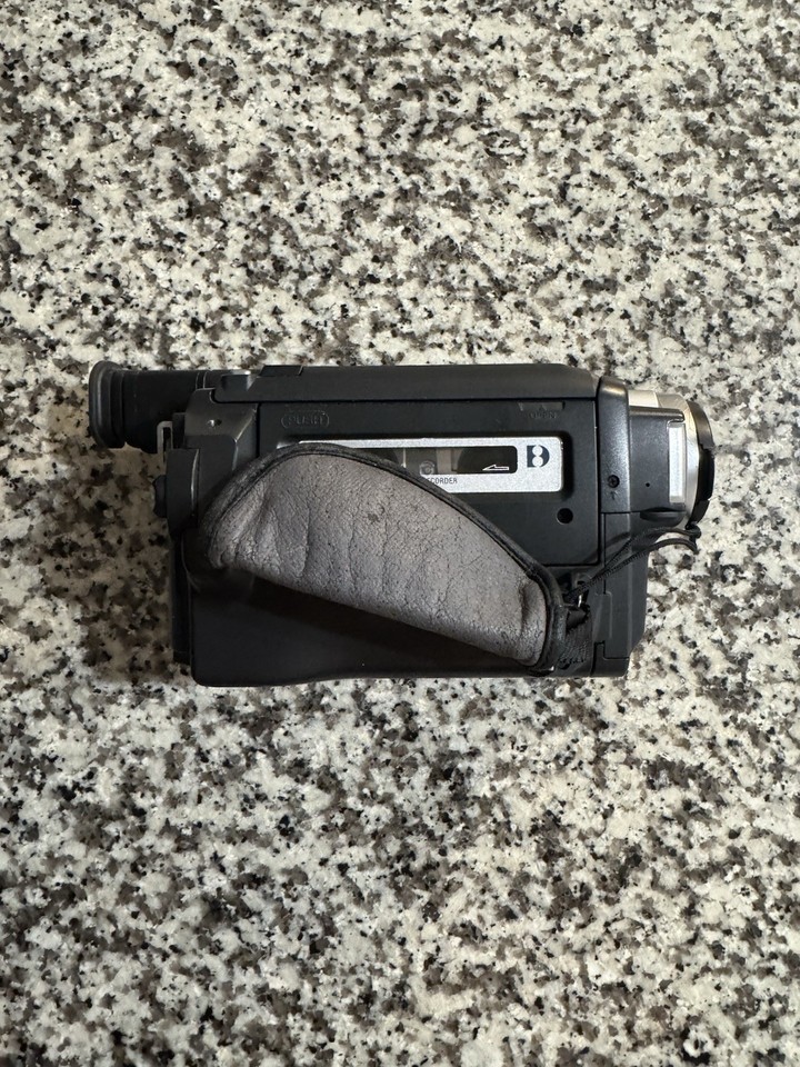 Sony Handycam DCR-TRV130 Digital 8 Camcorder Nightshot Video Recorder ...