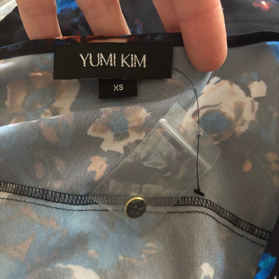 Yumi Kim Floral Black & Blue Blouse Top Size XS New | eBay