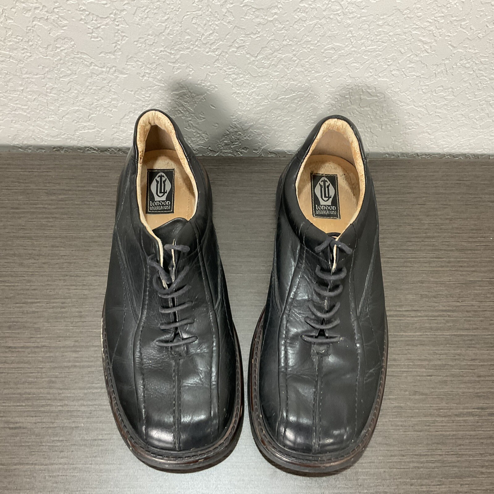 LONDON UNDERGROUND Y2K MEN'S BLACK LEATHER CHUNKY STY… - Gem