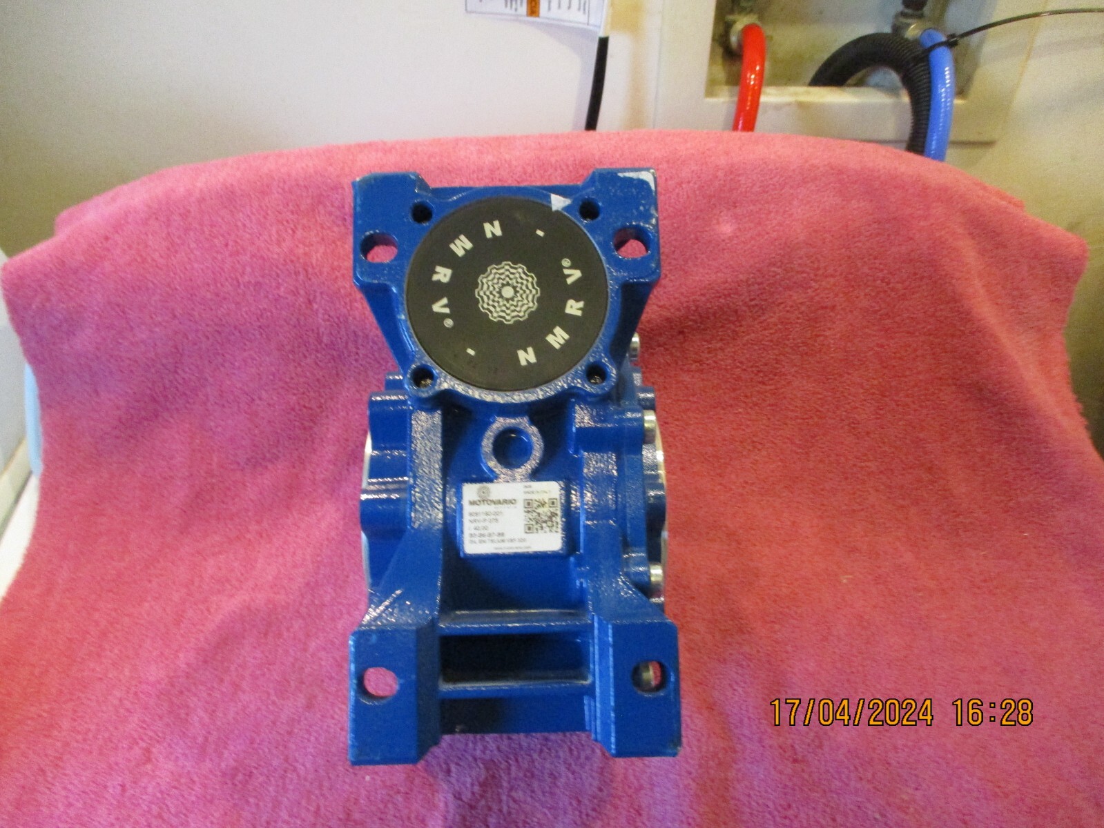MOTOVARIO NRV-P 075 BRAND NEW WORM GEAR REDUCER B3-B6-B7-B8 FREE ...