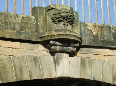 Photo 6x4 Glasgow coat of arms on Viewforth Bridge Merchiston The west ...
