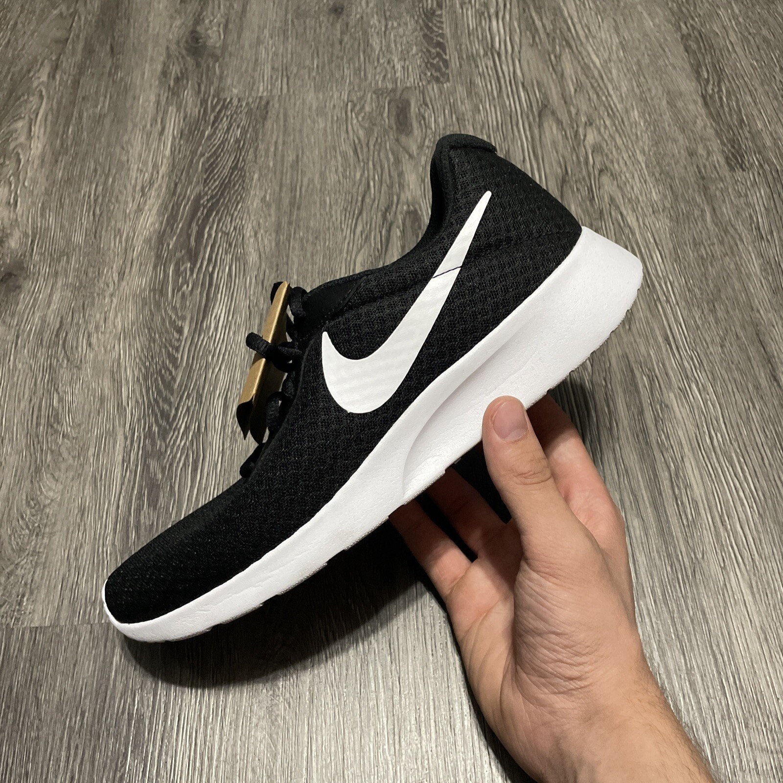 NEW Nike Tanjun White Black Athletic Running Shoes DJ6258-003 Men's ...