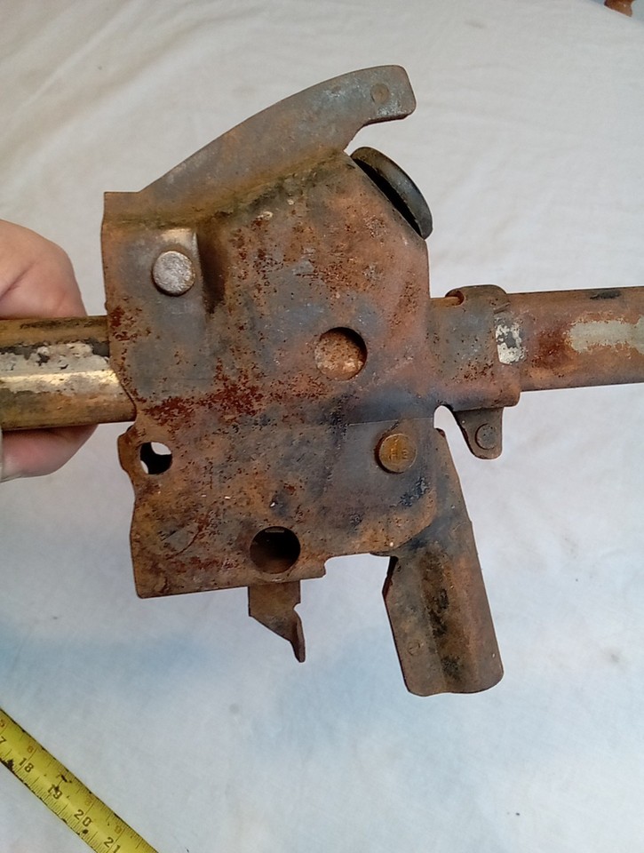 Vintage 1960s / 70s GM Auto Car Bumper Jack w/ mast # 3163925 Chevy ...