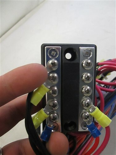 CRESTLINER 1750 ROCKER SWITCH & BREAKER PANEL 16" X 3 3/4" K-064-087 ...