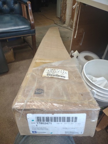 NOS 2013-2014 GM Silverado 17802471 Bed Rail Protector PAIR | eBay