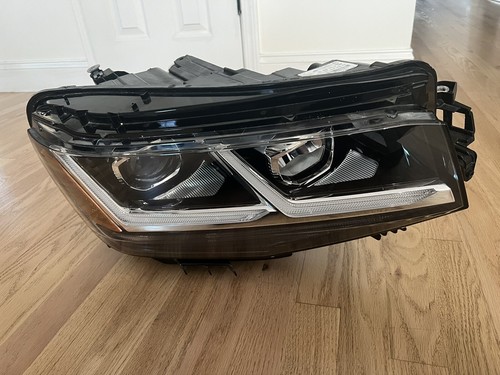 2020 2021 2022 2023 VOLKSWAGEN ATLAS OEM RIGHT PASSENGER SIDE HEADLIGHT ...