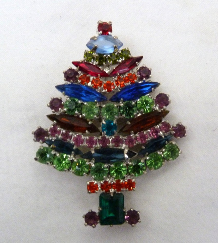 2.25" VINTAGE KJL KENNETH JAY LANE PRONG-SET MULTI RHINESTONE CHRISTMAS ...