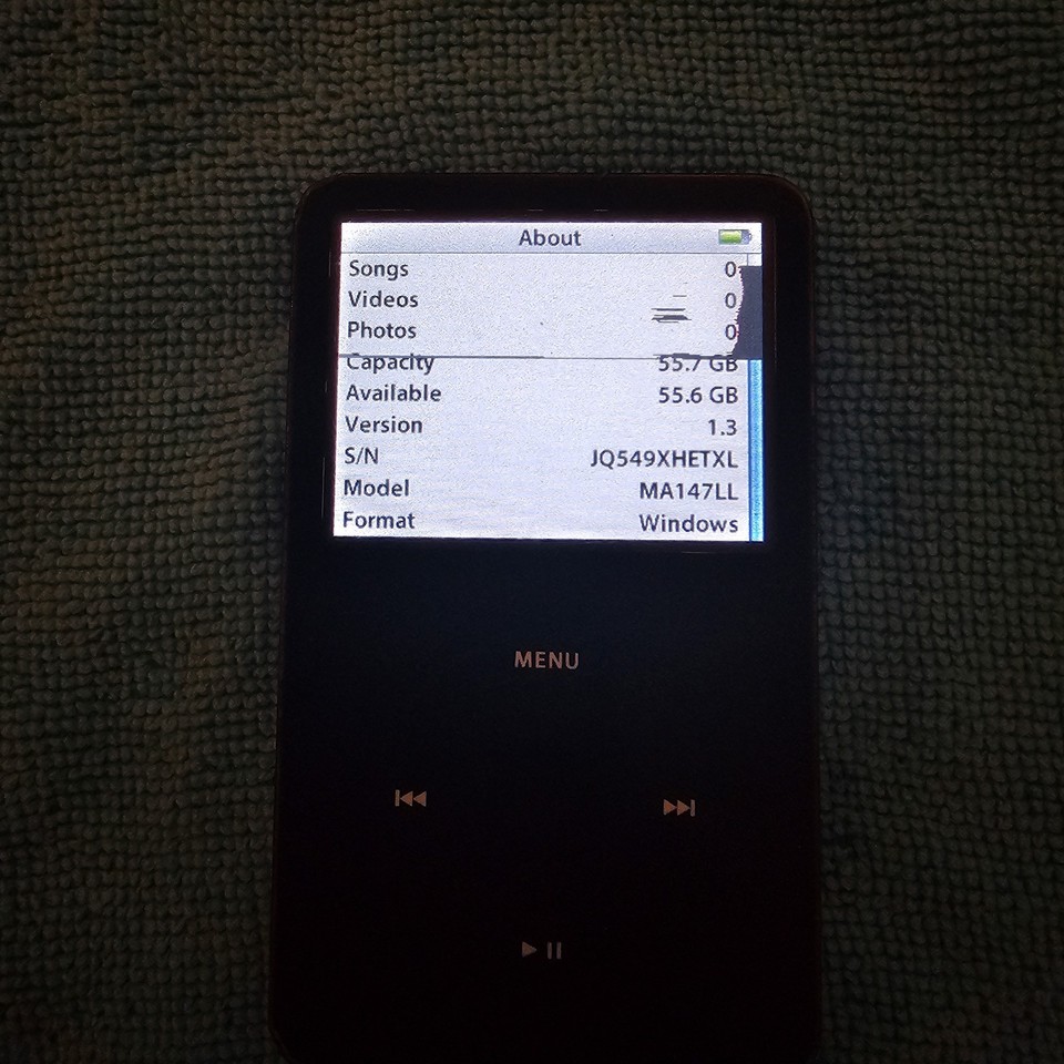 Apple iPod A1136 classic 5th Generation Black (60 GB) MA147LL TESTED ...