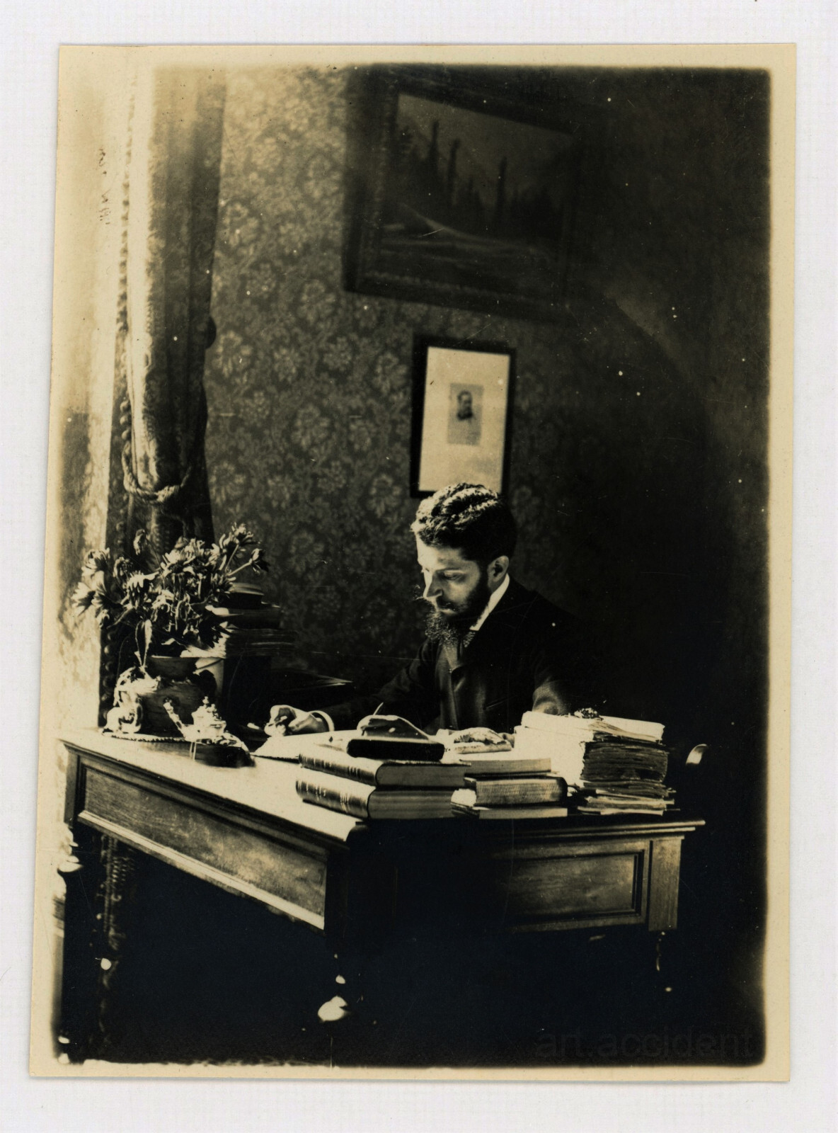 Original Antique Found Photo - STUDIOUS MAN AT HIS DESK 1910s Victorian ...