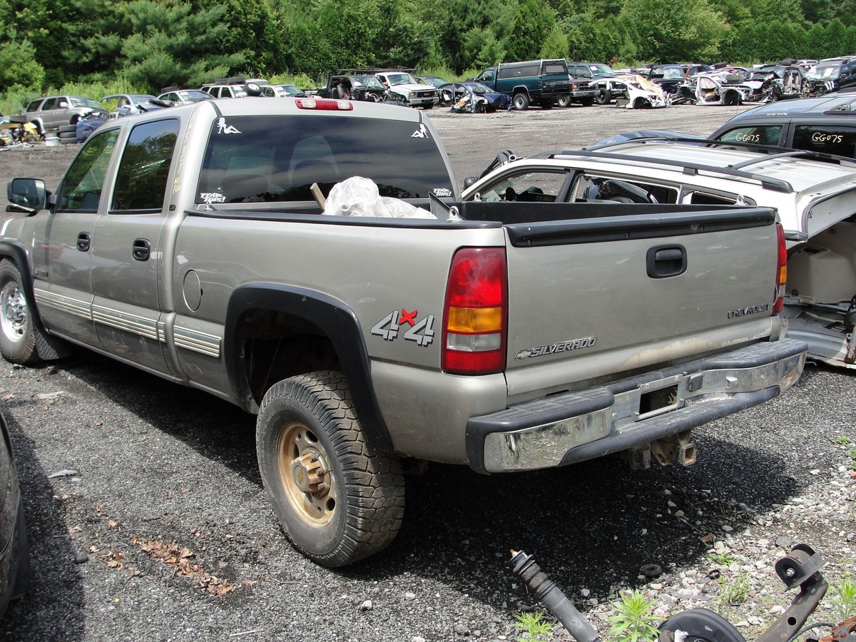 2001 Chevy Box