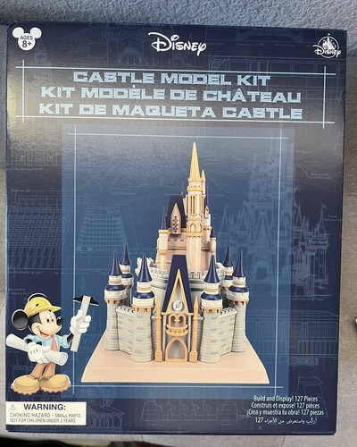 Disney Disneyland Piece Build & Display Cinderella Castle Model ...