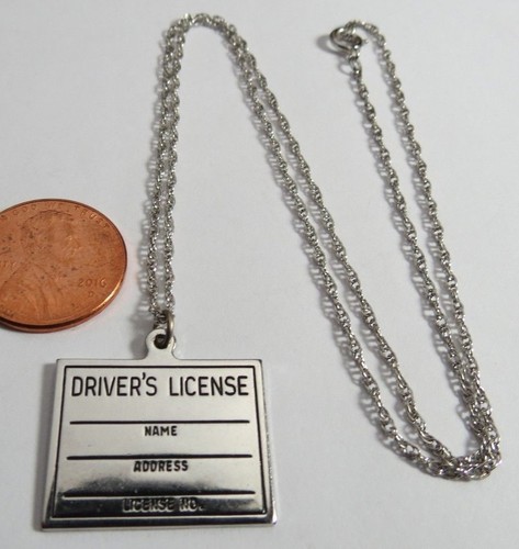 STERLING SILVER PENDANT DRIVER LICENSE NECKLACE CHAIN 18" & PLATE 18MM ...
