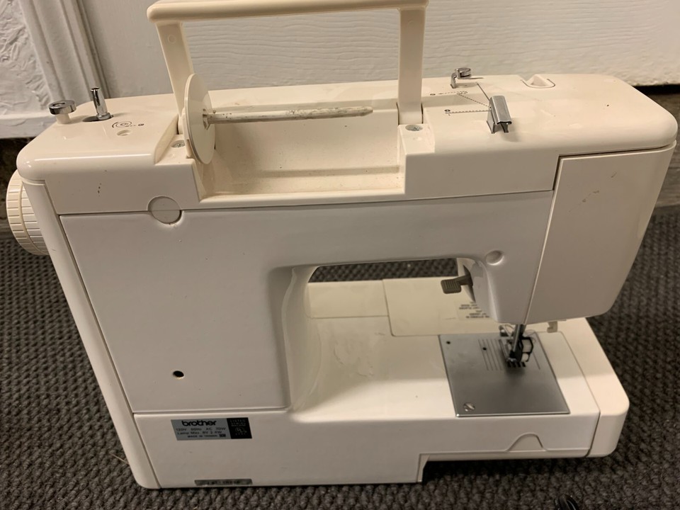 Vintage Singer Merritt 4552 Sewing Machine + Brother XL-3022 + XL-2500 ...