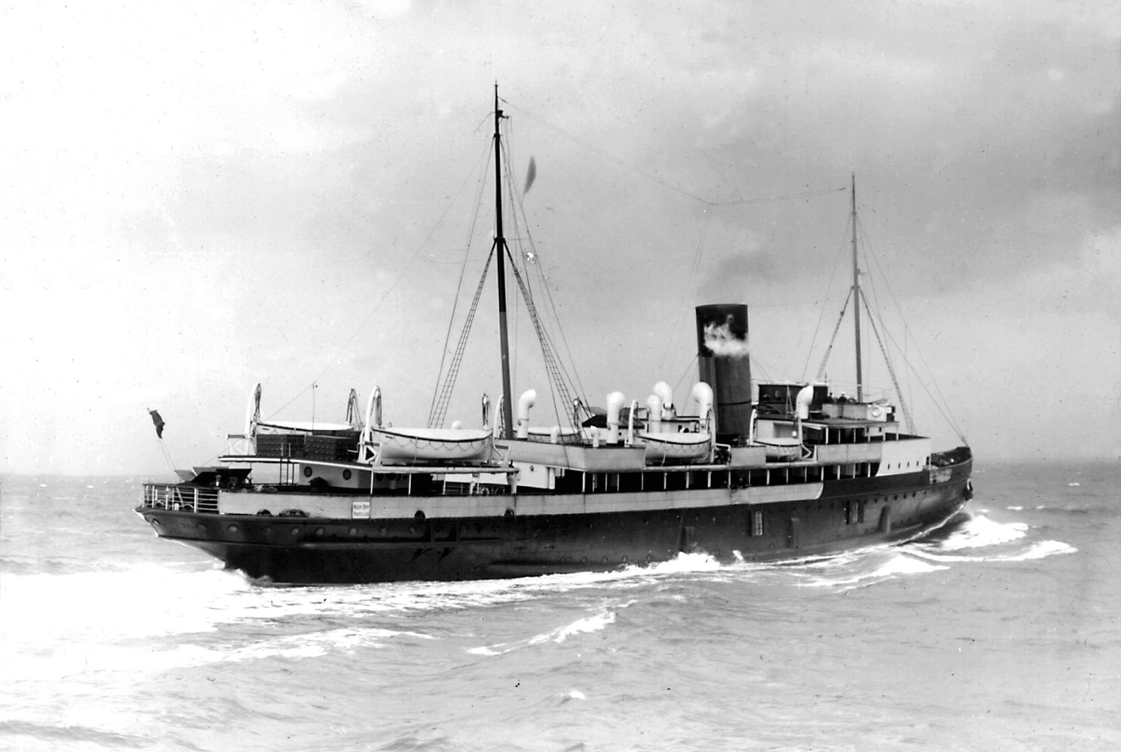 IOMSPCo Steam Packet ships Sets 10 6x4" Colour & BW photos & A4 prints ...